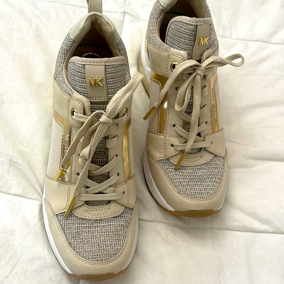 MICHAEL Michael Kors | Shoes | Michael Kors High Snickers Leather ...